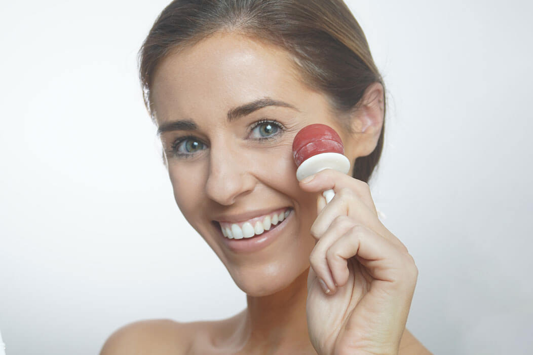 Top Hollywood Beauty Secret You Need To Know – Love and pebble